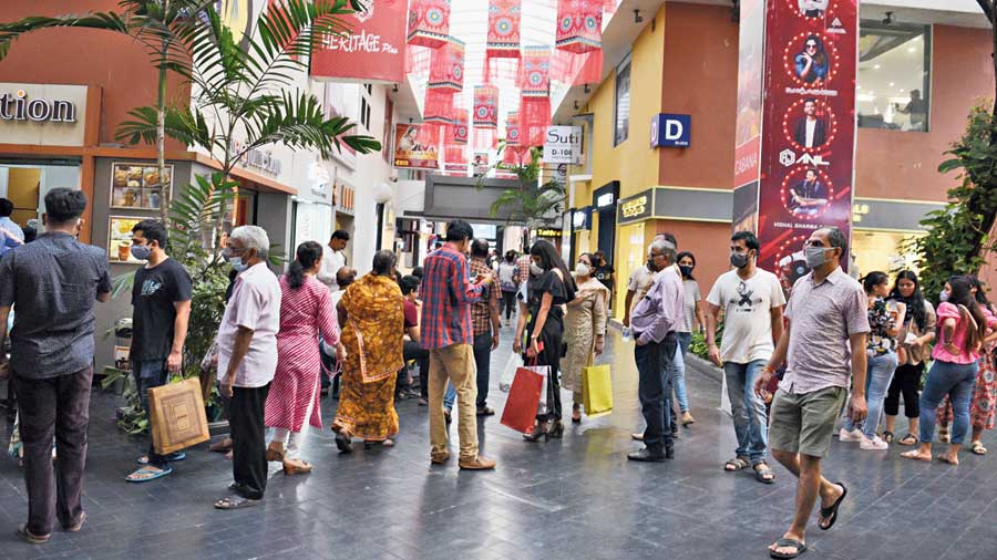 Durga Puja Durga Puja Shopping Picks Up In Salt Lake And New Town Durga Puja Durga Puja Shopping Picks Up In Salt Lake And New Town
