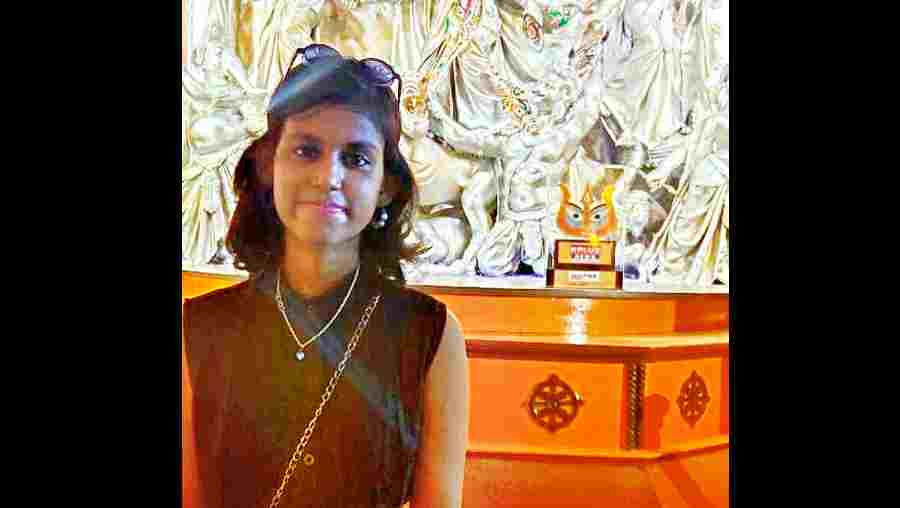 Teen asks: Worshipped as goddess, treated like burden? - Telegraph India
