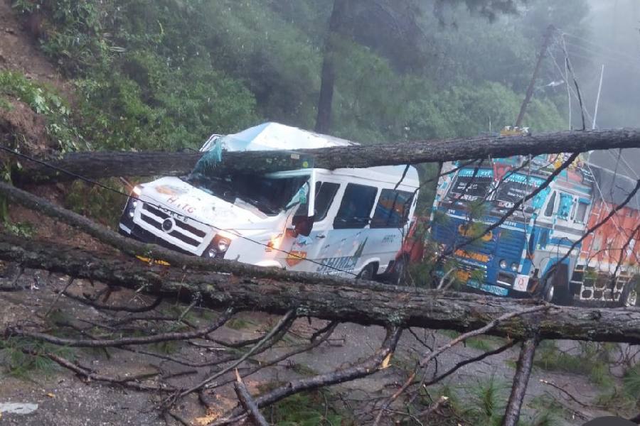 natural disaster | Rains wreak havoc in Himachal Pradesh, 35 killed in landslides and cloudburst ...