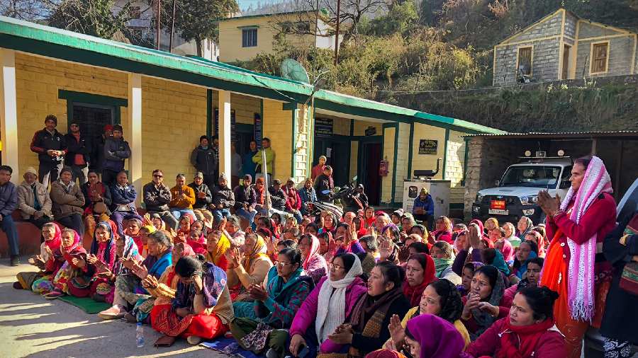 Uttarakhand's Joshimath on brink of disaster - Telegraph India