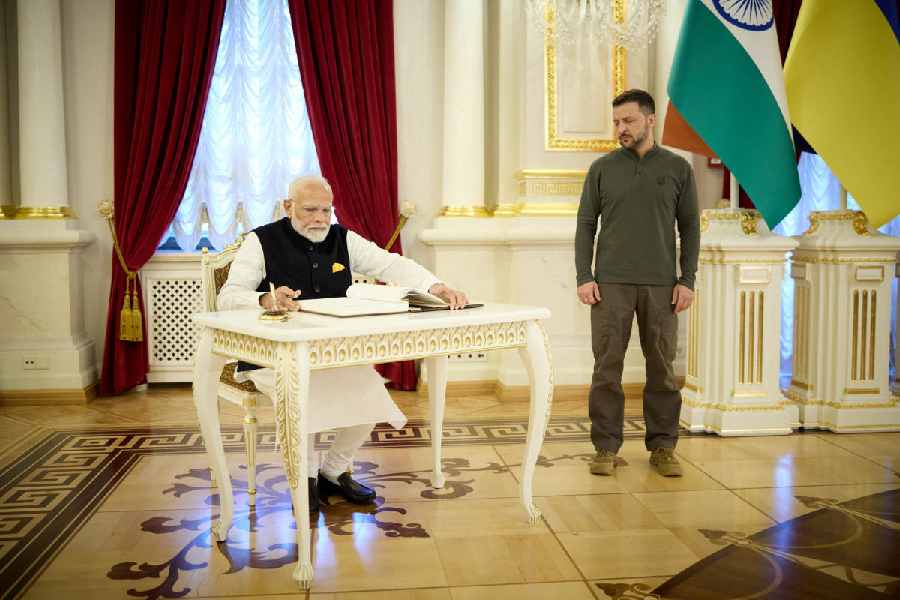 Ukraine | In pictures: A hug and handshake on the menu, as PM Narendra Modi meets Volodymyr ...