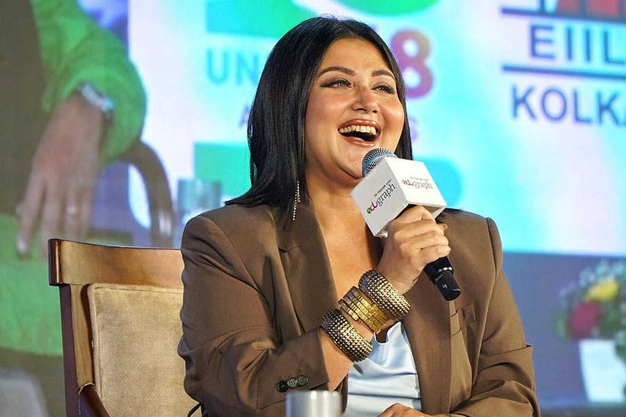 Shashi Tharoor at The Telegraph Online Edugraph Awards | How Shashi Tharoor became a writer and ...