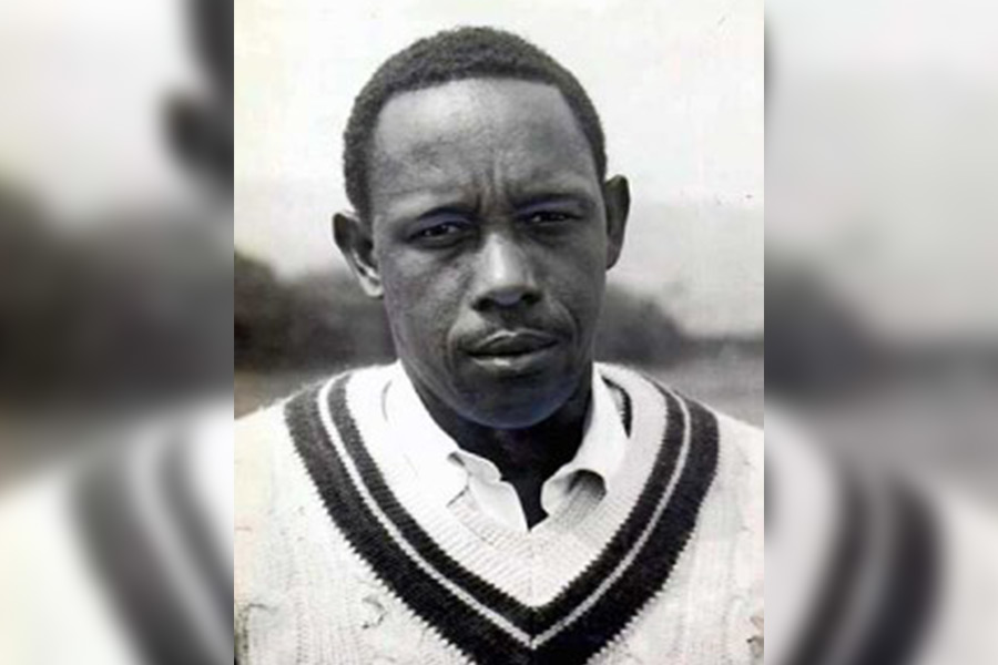 Ranji Trophy Quarter-Final Match between Bengal and Hyderabad at Eden ...