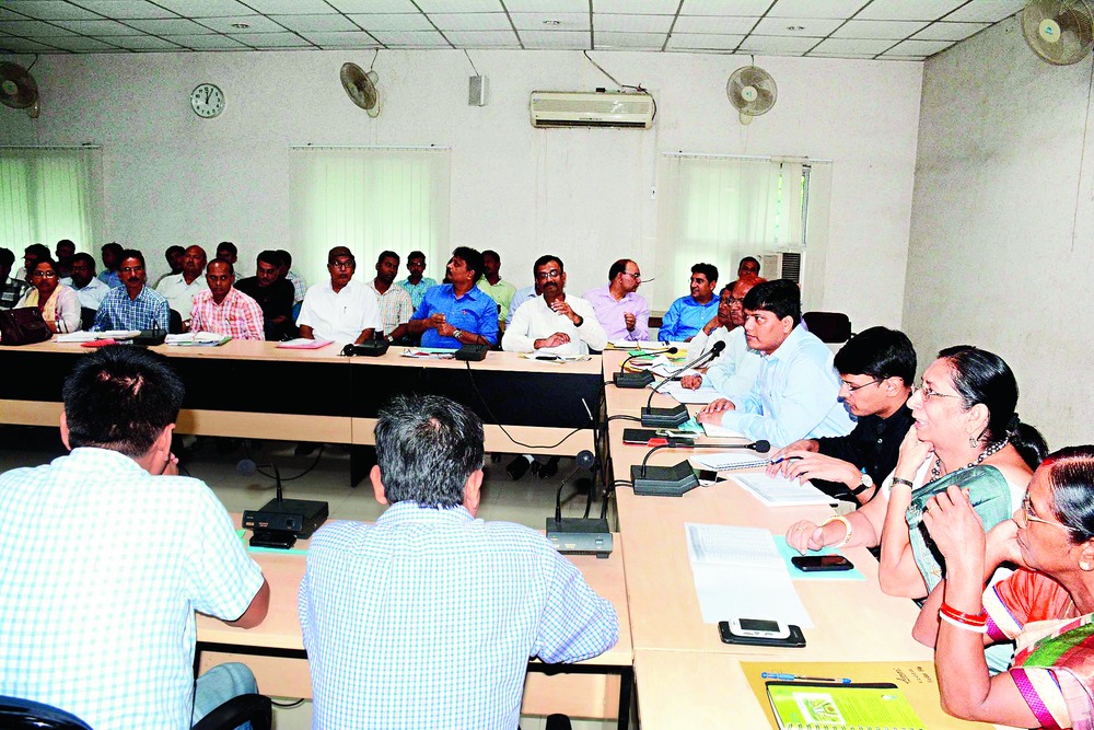 Meet to speed up NH-33 widening - Telegraph India