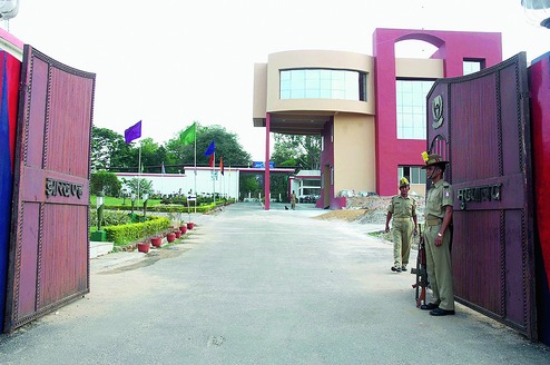 Terror-busters to curb gun violence - Telegraph India