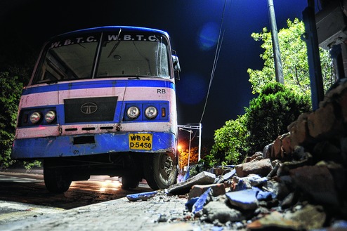 Bus speeds and hits - Telegraph India