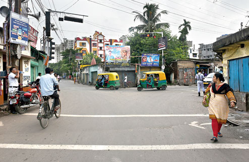 Actress attack bares rule of street goons - Telegraph India