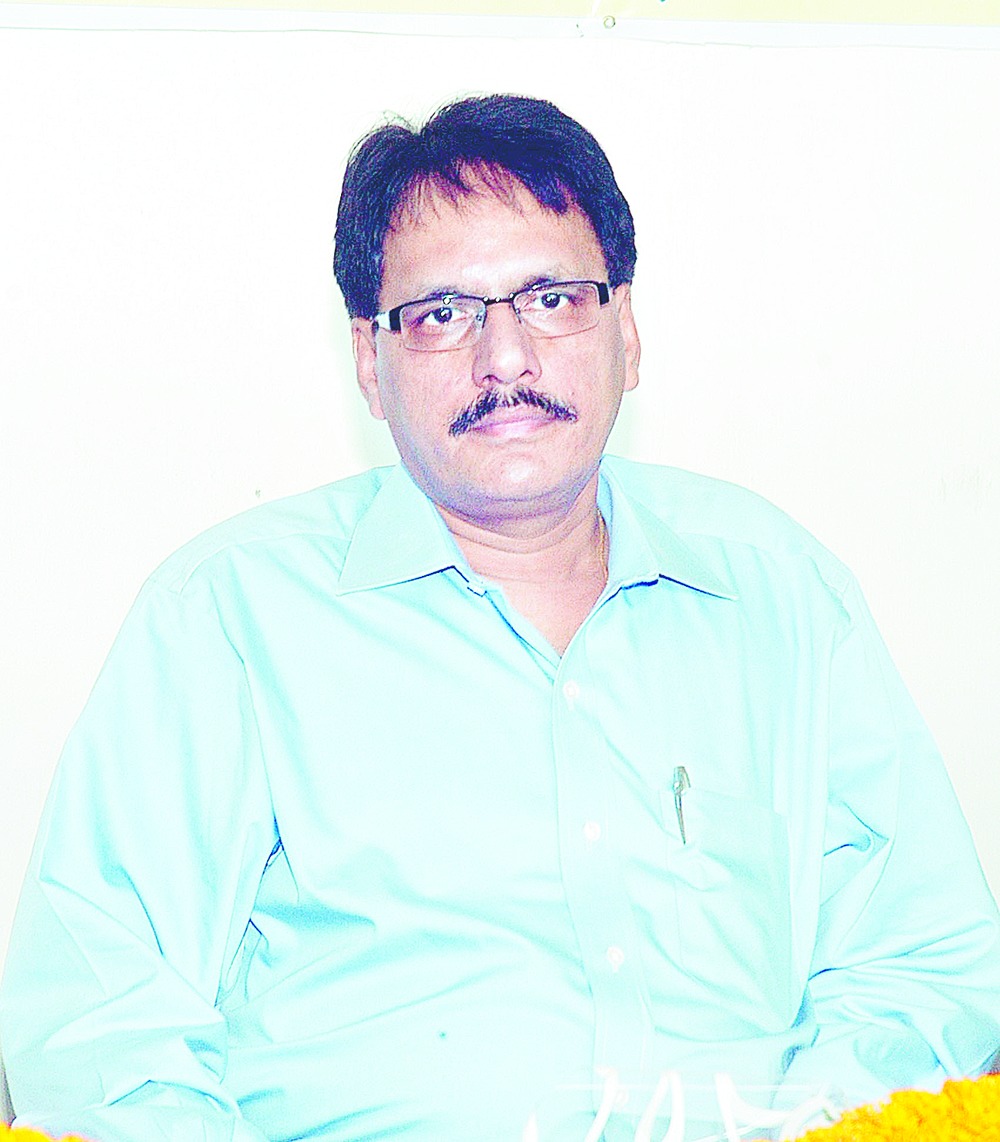 CM Das glare on babu 'magnanimity' - Telegraph India