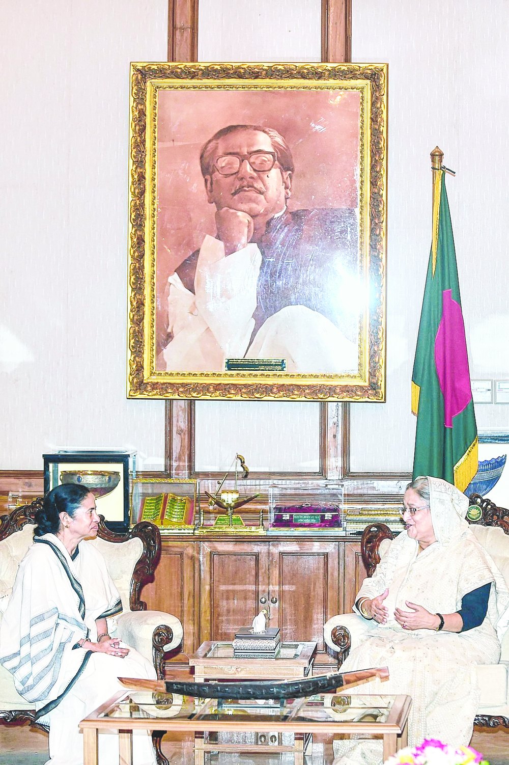 Mamata explains Teesta constraints - Telegraph India