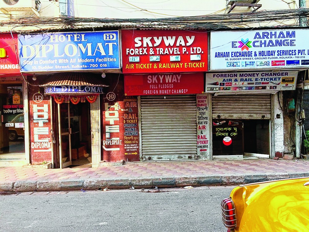 Money changers shut shop after cash purge - Telegraph India