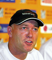 Juggling between cricket, golf and wine - Former NZ captain Jeff Crowe ...
