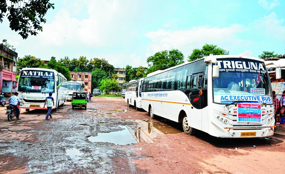 Meet to roll out more AC buses - Telegraph India