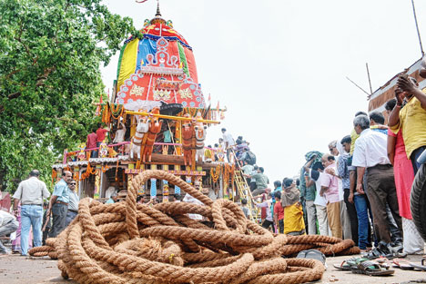 Rukuna rath reaches Mausi Maa after hitch - Telegraph India