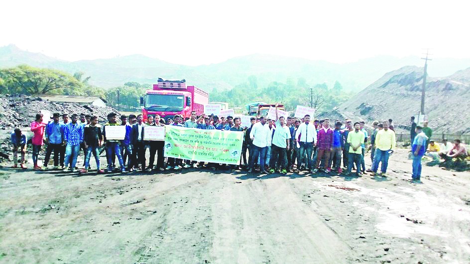 Students' protest hits coal mining in Ledo - Telegraph India