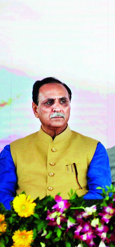 Rupani interprets Ramayana - Telegraph India