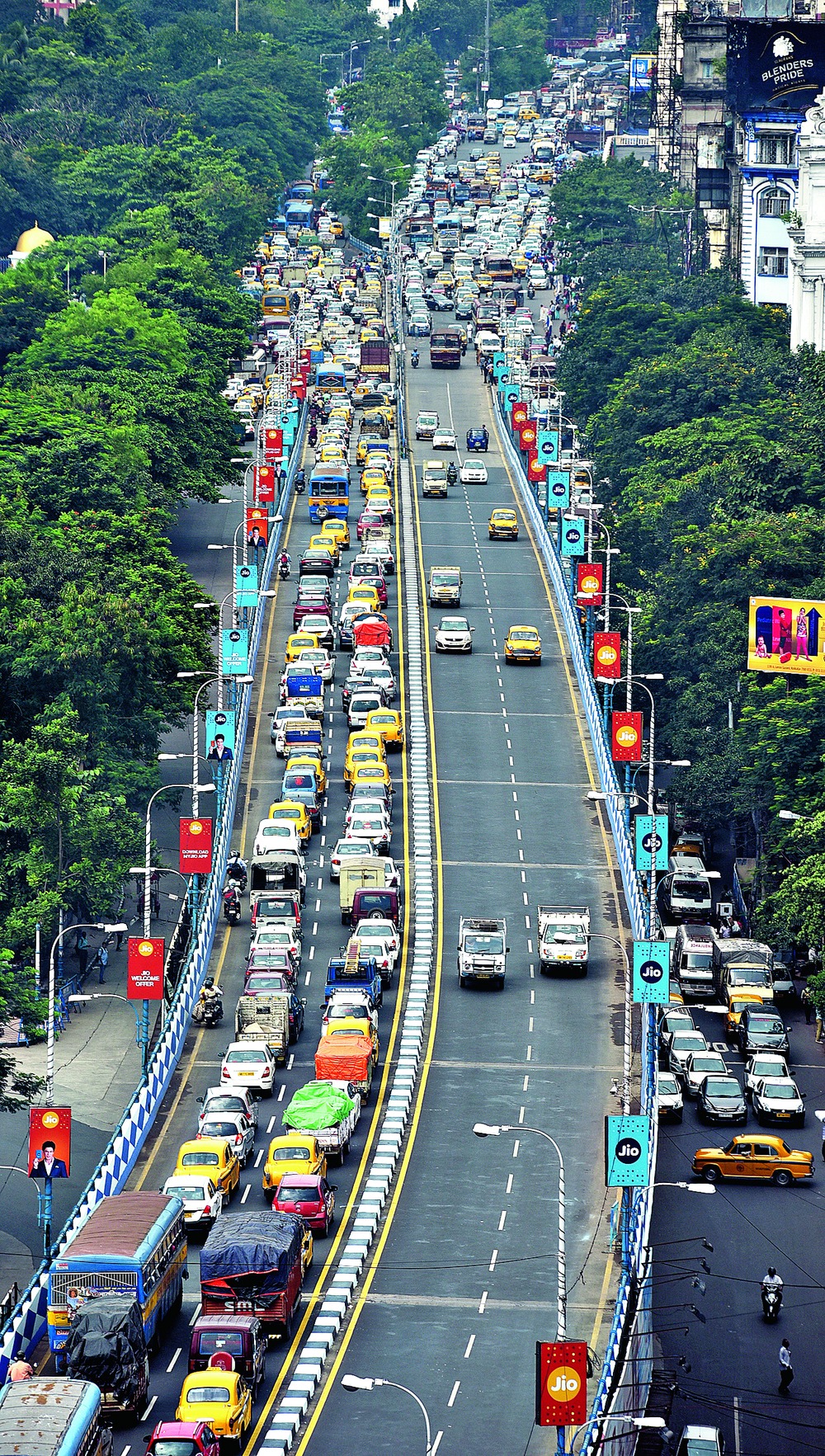 Rally, blockade bring traffic to a stop - Telegraph India