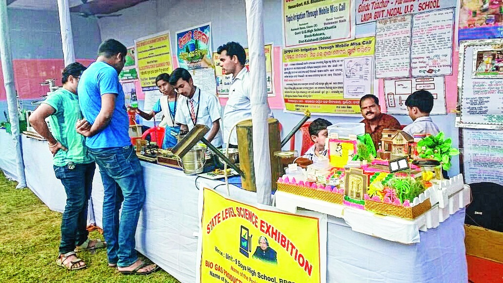 Budding scientists impress with ideas - Telegraph India