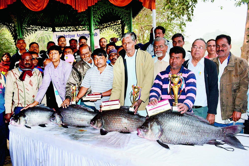 Bengal anglers kings of bait - Telegraph India