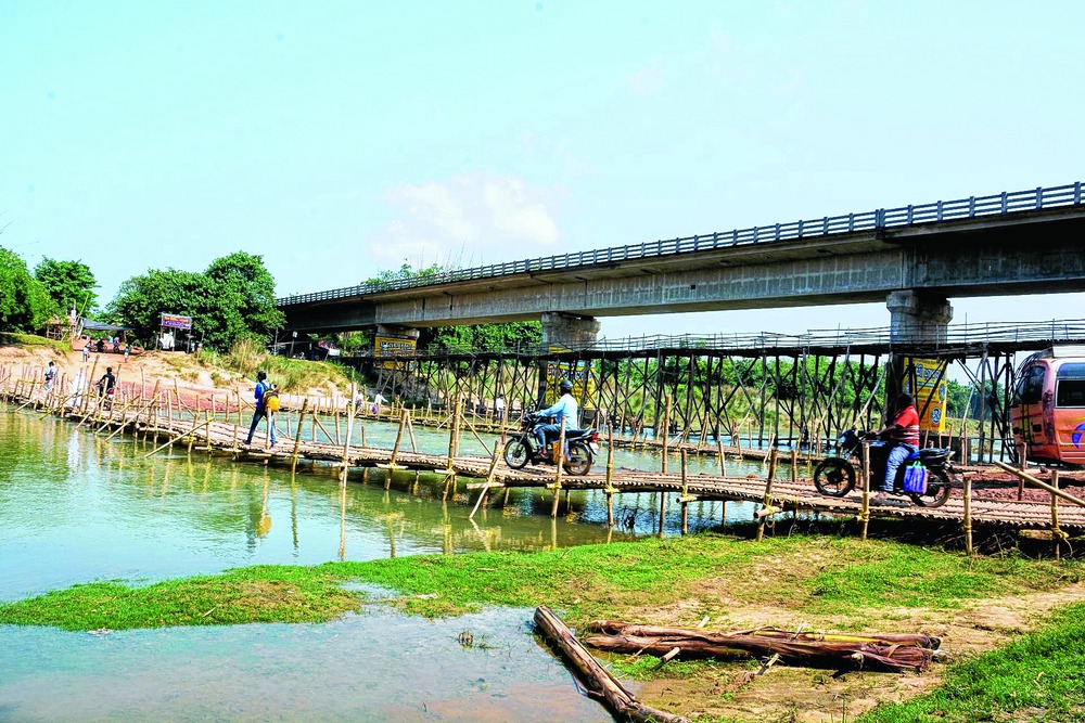 No bridge over price divide - Telegraph India