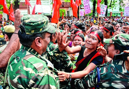 14 hurt in Assam protests - Telegraph India