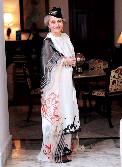 Style is the lady - Up close and fashionable with our stylista number ...