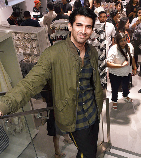 Red carpet party to the unveiling — H&M ups shutters with a bang ...