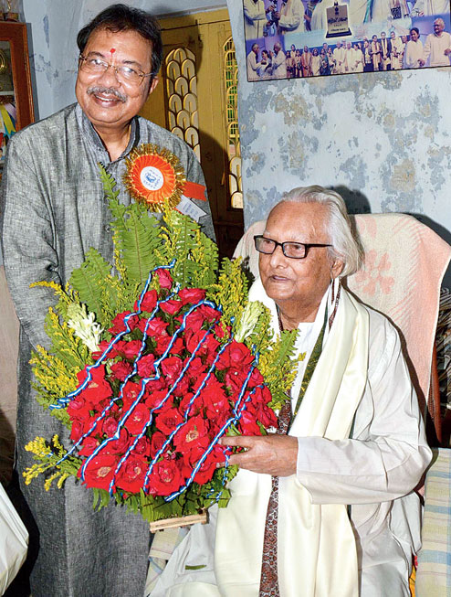 Debnath gets D.Litt. - Telegraph India