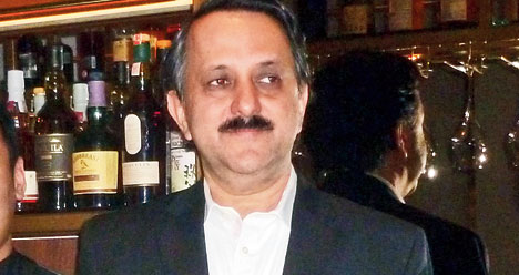 Man who feeds the stars - Telegraph India