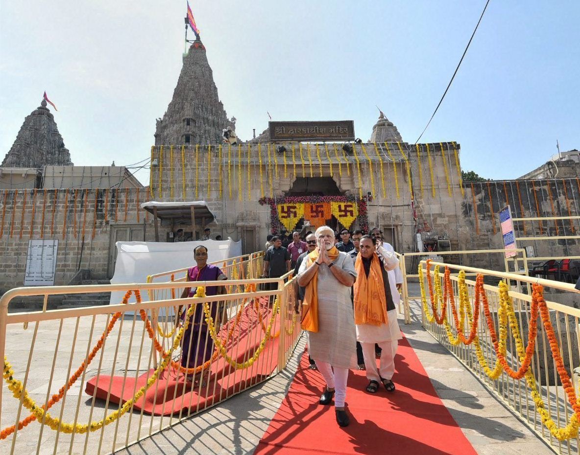 PM lays foundation stone for bridge to island for Dwarka pilgrims ...