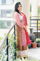 Fendi collaborator Jyoti and her pops of colour - Telegraph India