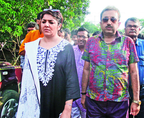 Locket Chatterjee Hot