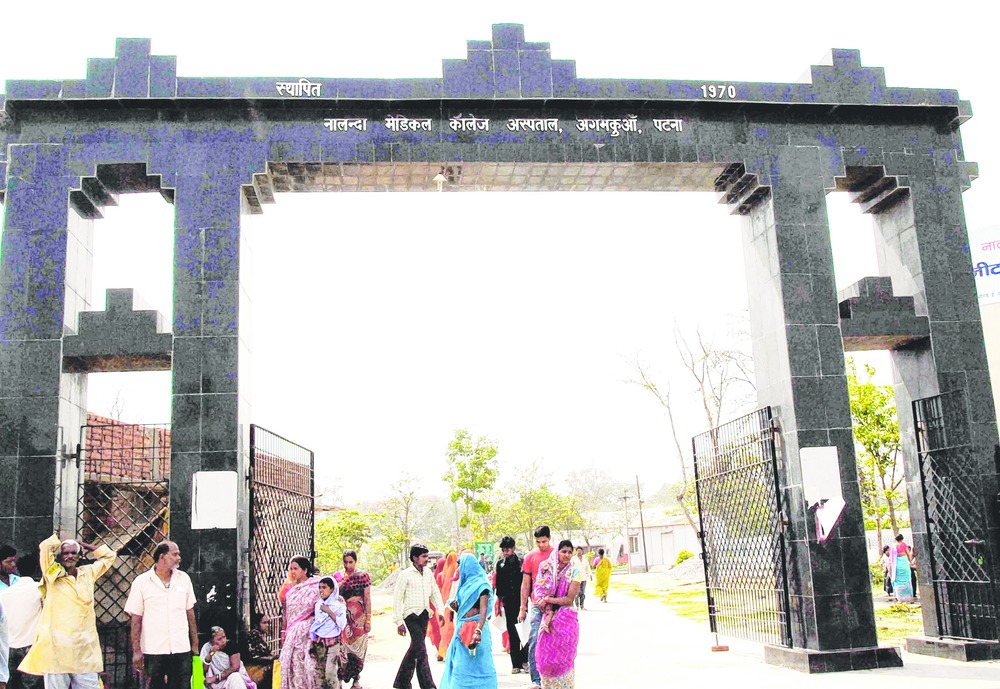 Addicts throng NMCH from districts - Telegraph India